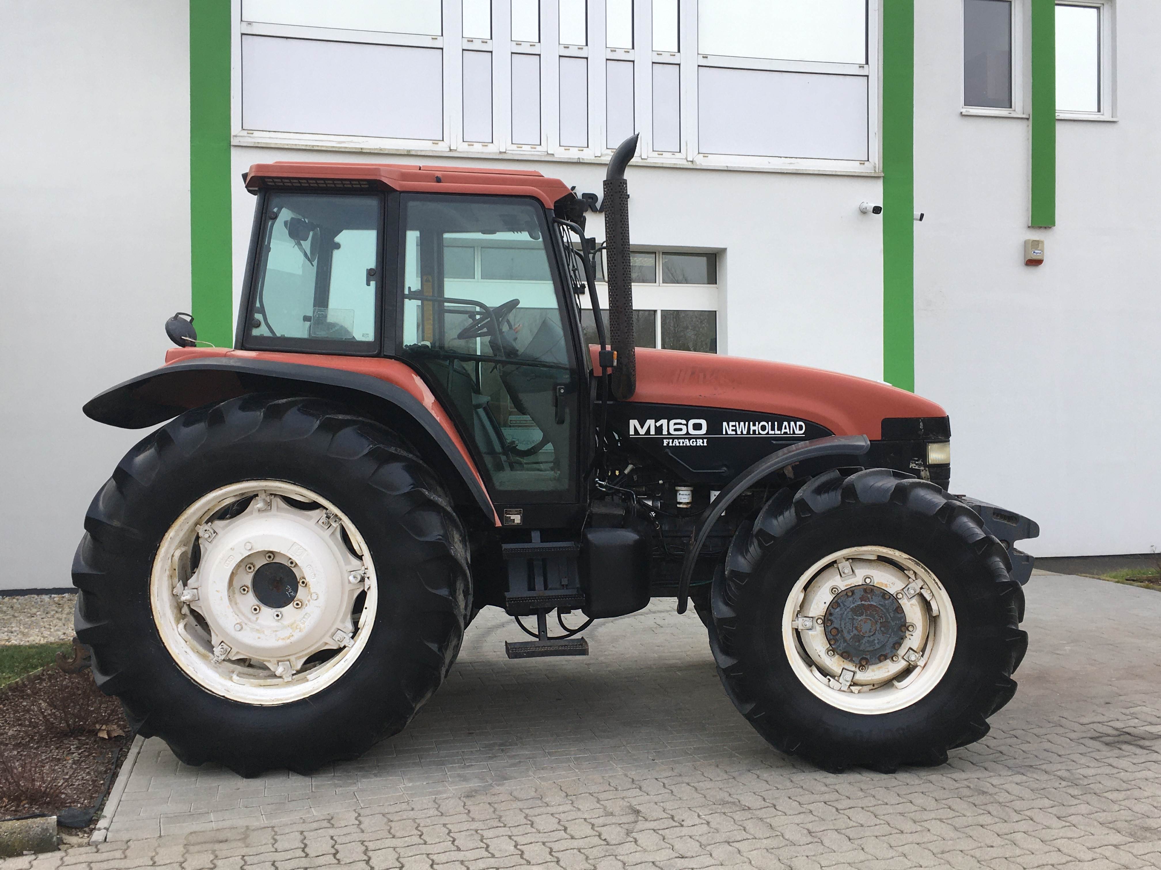 New Holland M160_02 - Gépközvetítő